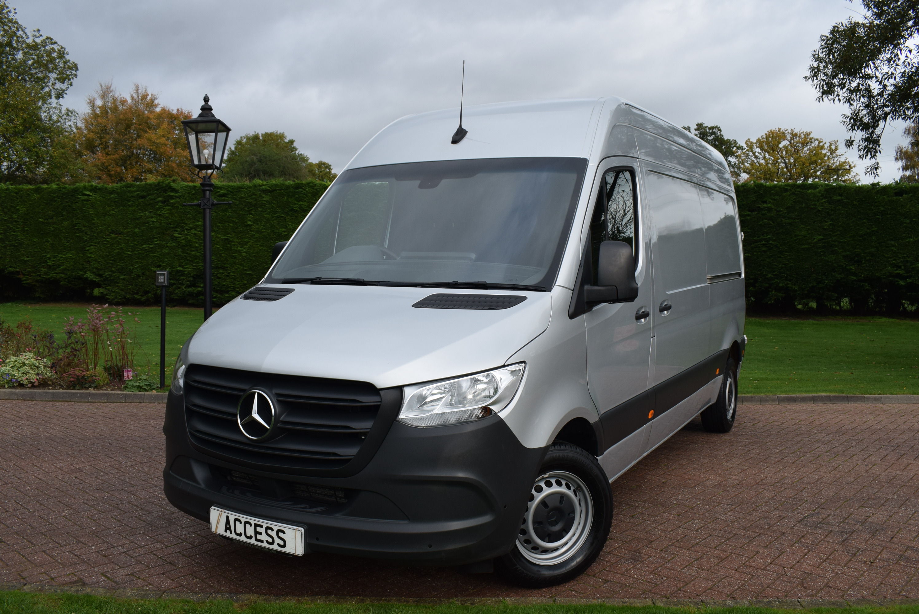 UK's Number 1 Commercial Dealership | Access Commercials in Essex