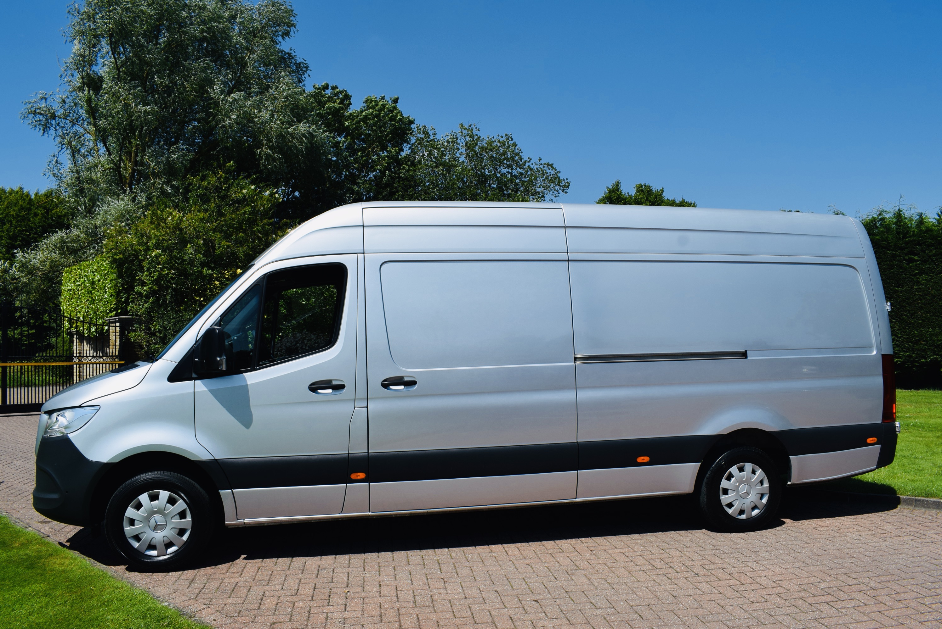 UK's Number 1 Commercial Dealership | Access Commercials in Essex
